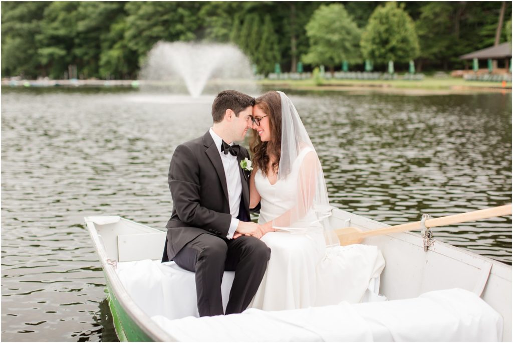 Summer Lake Valhalla Club Wedding | Raquel and Chuck