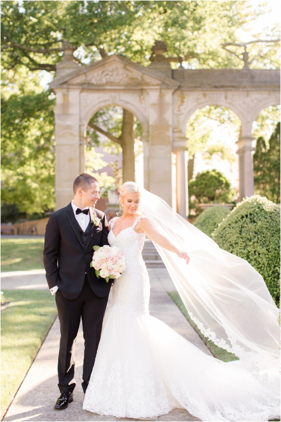 Grand Marquis Wedding Photos | Erin and Tim