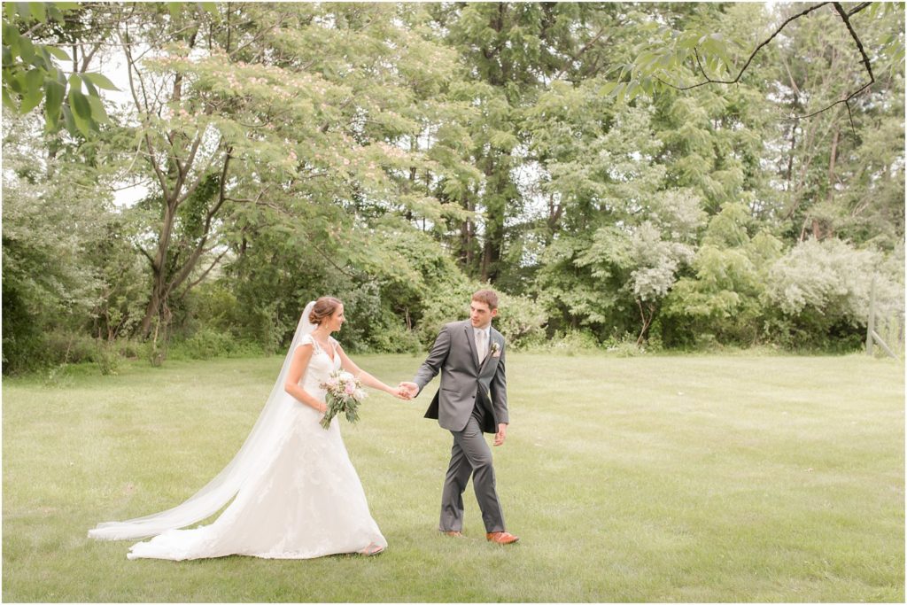 Farmhouse at the Grand Colonial Wedding - NJ Wedding Photographer ...